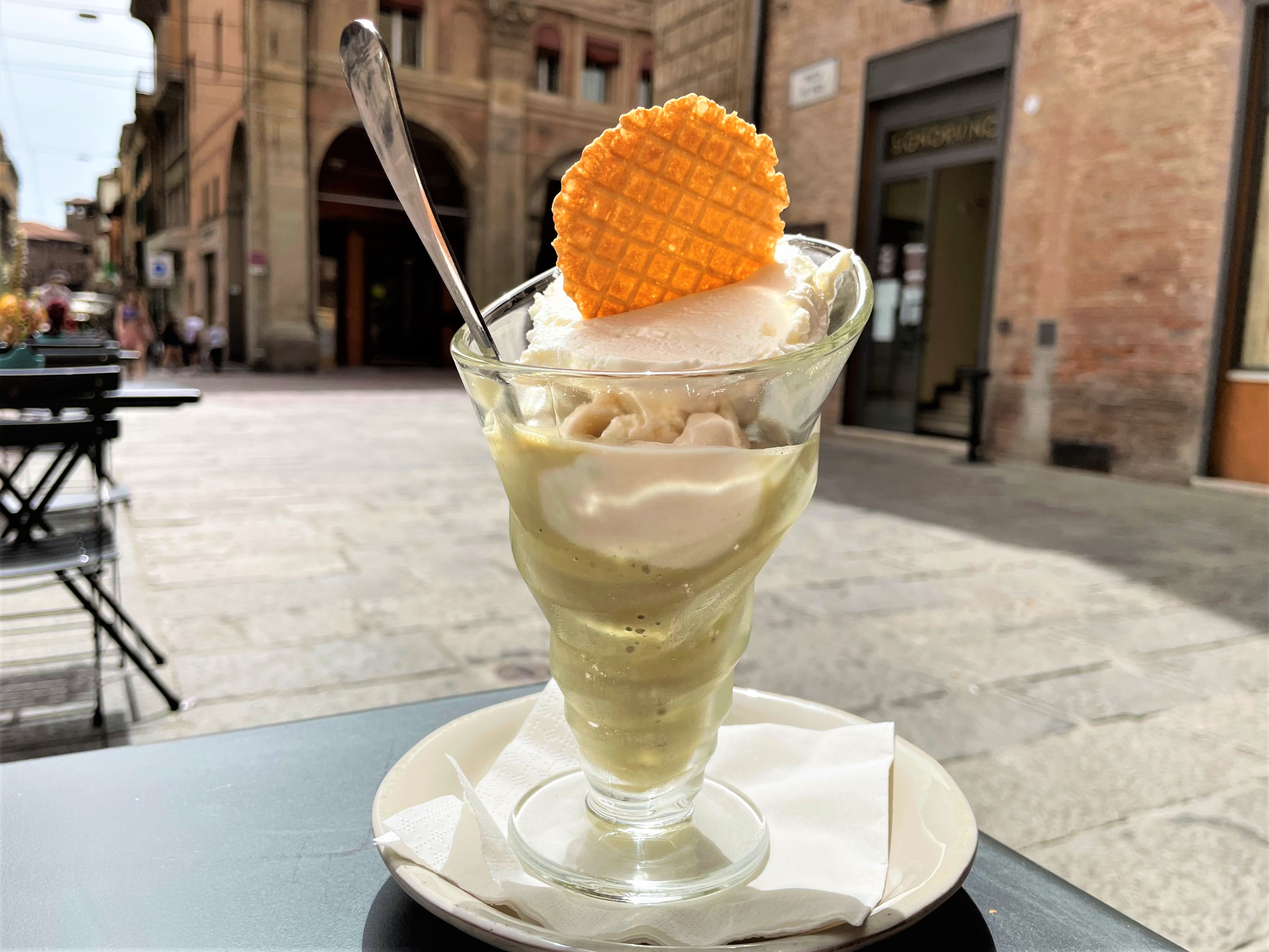 Abbiamo assaggiato la Cremolata a Bologna - BoLOVEgna